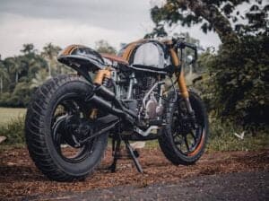 Modified Bajaj Pulsar into a CafeRacer by Nitro Street