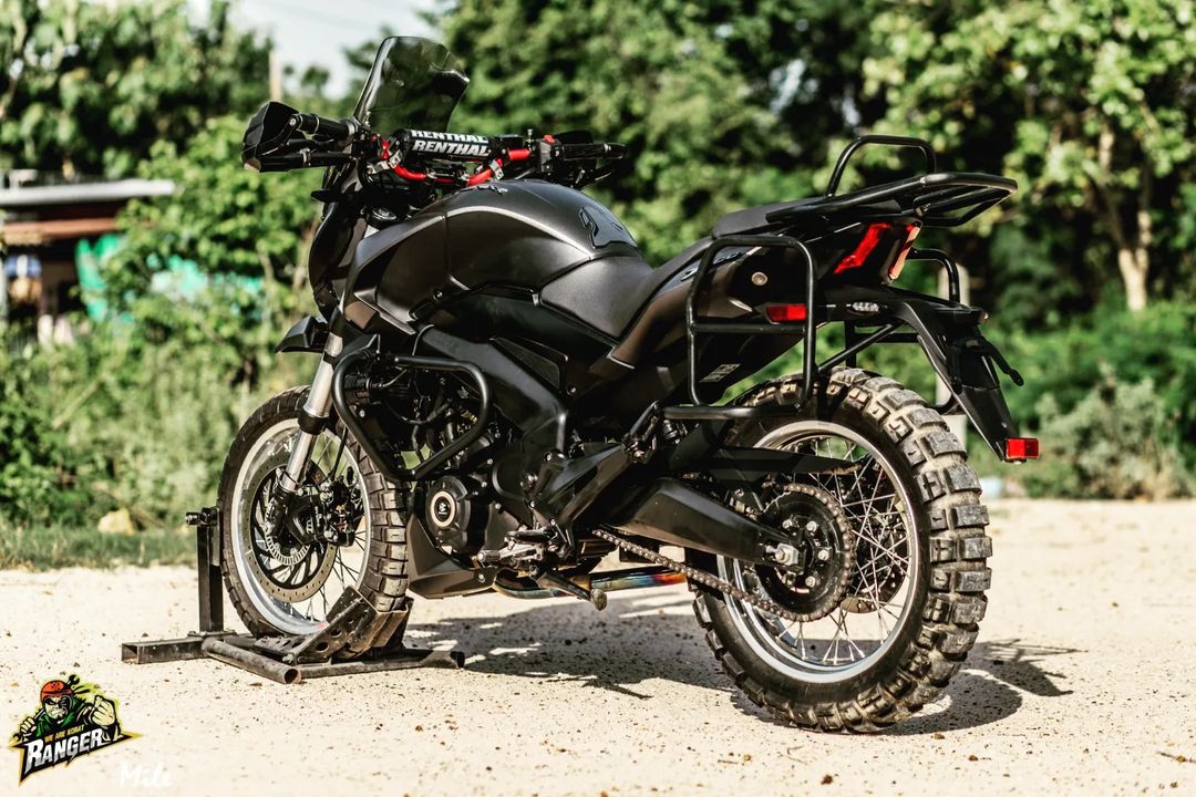Modified Bajaj Dominar 400 into a Scrambler Style