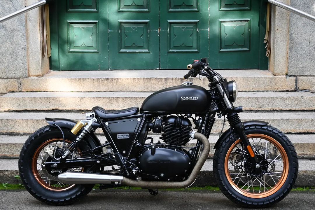 Modified Interceptor 650 into a Classic Bobber